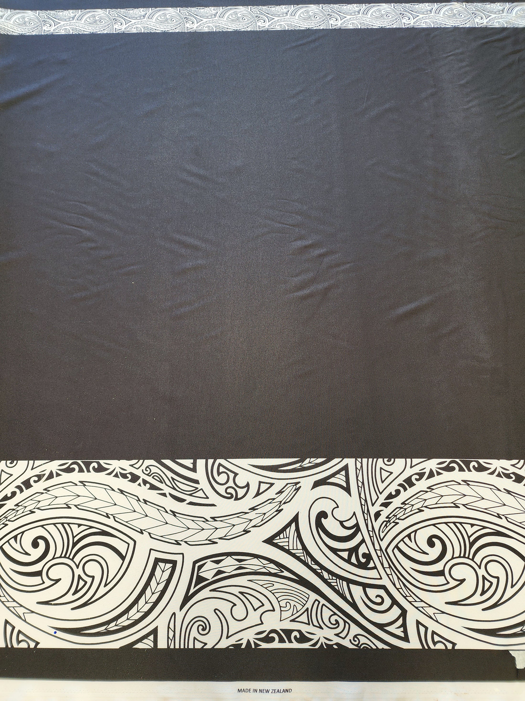 Polynesian Design #100 Black and White – Tokouso Fabrics